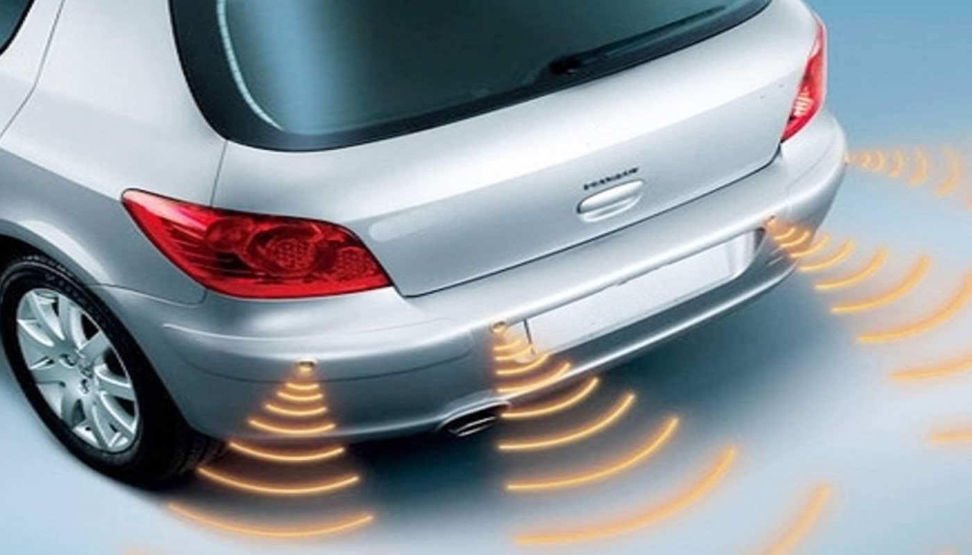 Nitro.pe - ¿Cómo funciona un sensor de reversa? Nitro.pe - ¿Cómo funciona un sensor de reversa?