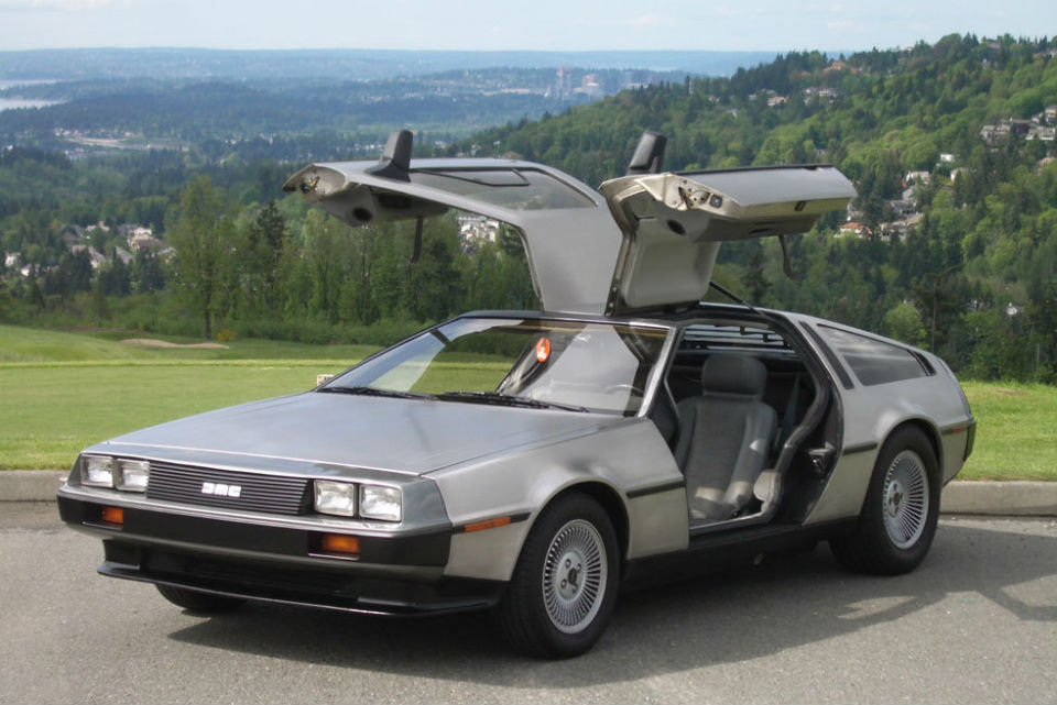 Nitro.pe - Un Delorean en subasta